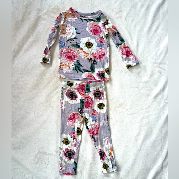 Posh Peanut | Pajamas | Posh Peanut French Gray Pj Set | Poshmark